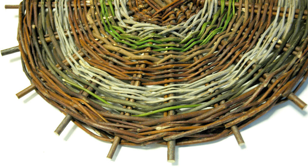 Intreccio del vimine: la tradizione rurale dei cesti